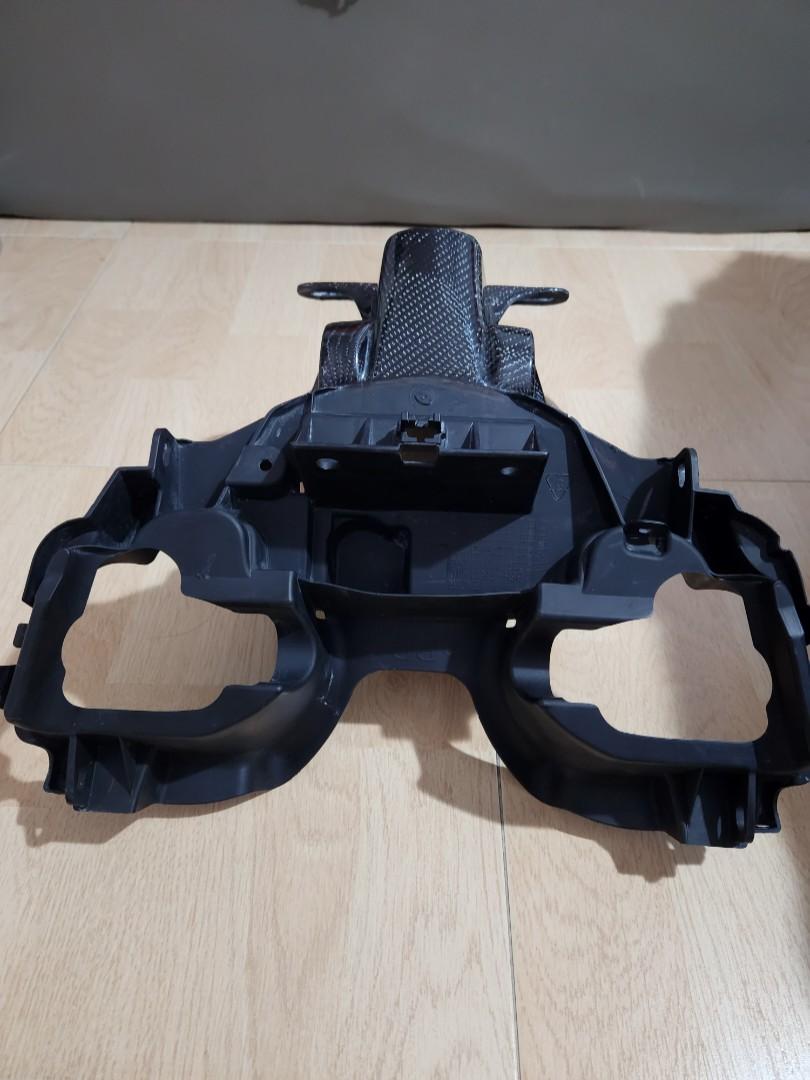 Nmax V2 Carbon Rear Fender, Everything Else on Carousell