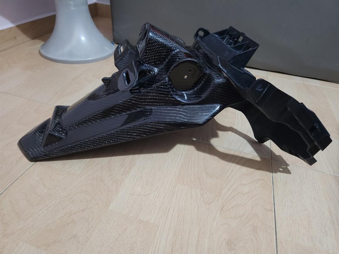 Nmax V2 Carbon Rear Fender, Everything Else on Carousell