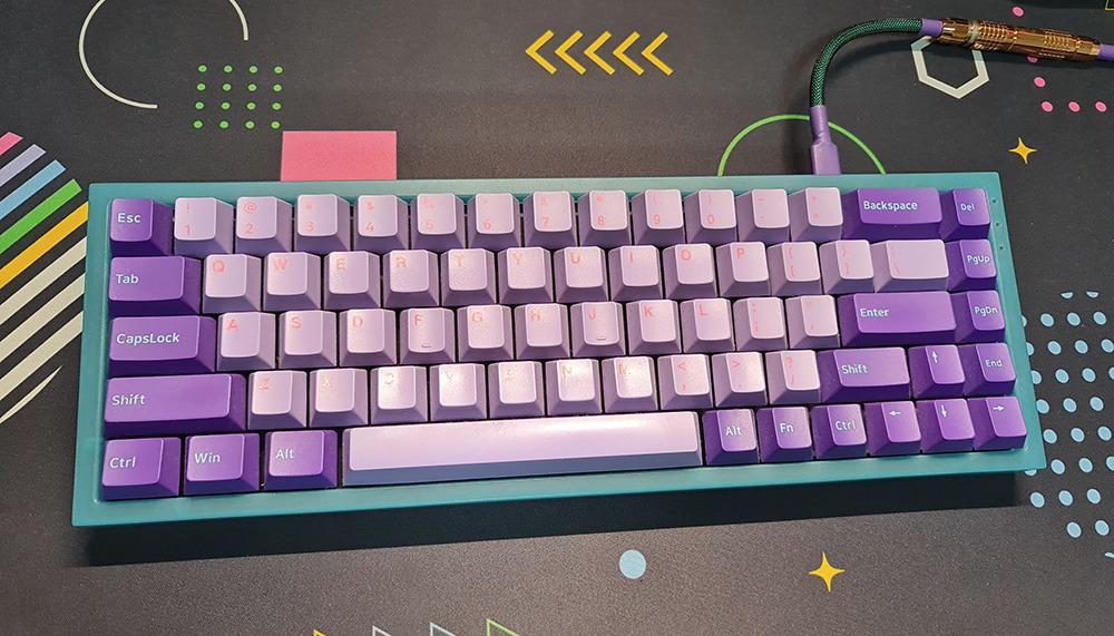 Novelkeys Vaporwave Keycaps, Computers & Tech, Parts & Accessories ...