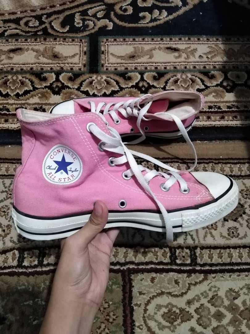 Original Converse Chuck Taylor, Women's Fashion, Footwear, Sneakers on ...