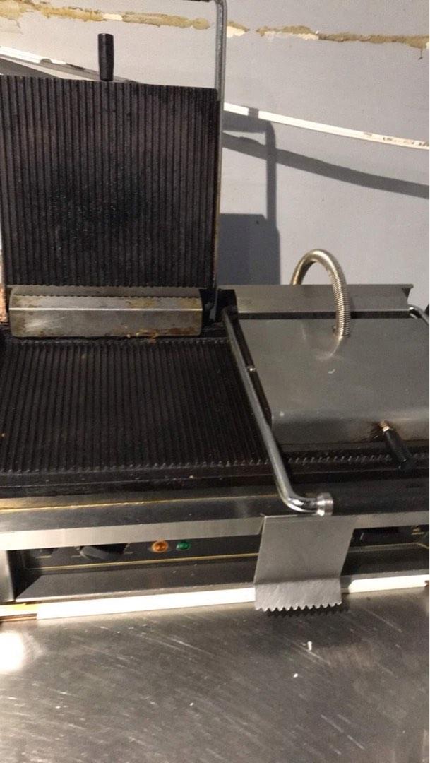 Panini machine, Commercial & Industrial, Industrial Equipment on Carousell