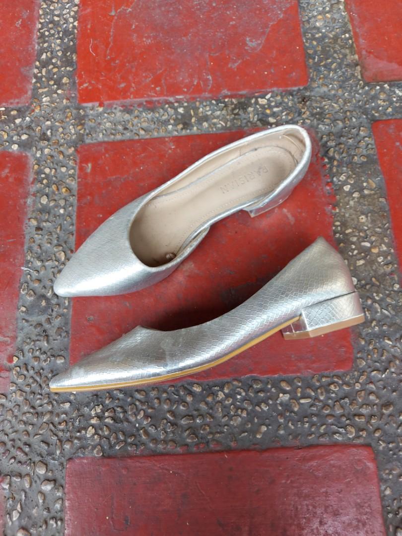 Parisian 1 inch Heel Shoes, Women's Fashion, Footwear, Flats & Sandals ...