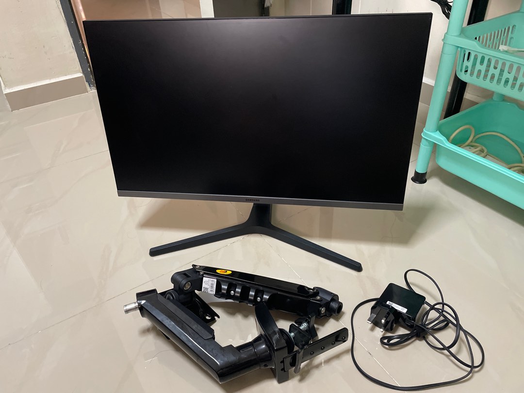 Samsung monitor with Arm and table top stand, Computers & Tech, Parts ...