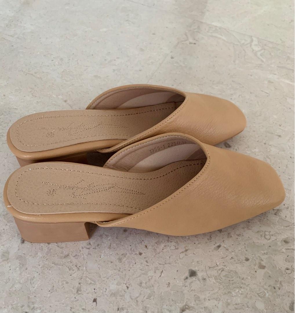 Sandle, Women's Fashion, Footwear, Sandals on Carousell