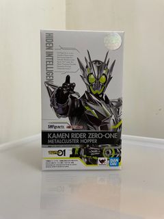 SHF KAMEN RIDER ZERO ONE METALCLUSTER HOPPER, Hobbies & Toys, Toys ...