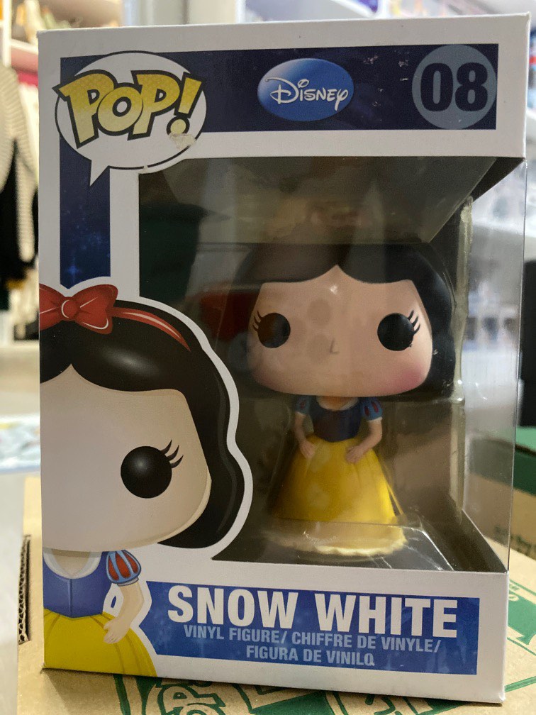 Snow White 08 Funko Pop OG, Hobbies & Toys, Toys & Games on Carousell