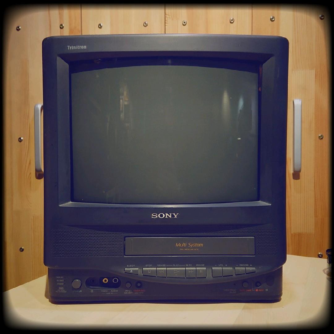 Sony Trinitron 14 inch Vintage Crt VHS TV 90 年代 錄影帶 錄影機 懷舊電視 復古電視 古董電視 ...