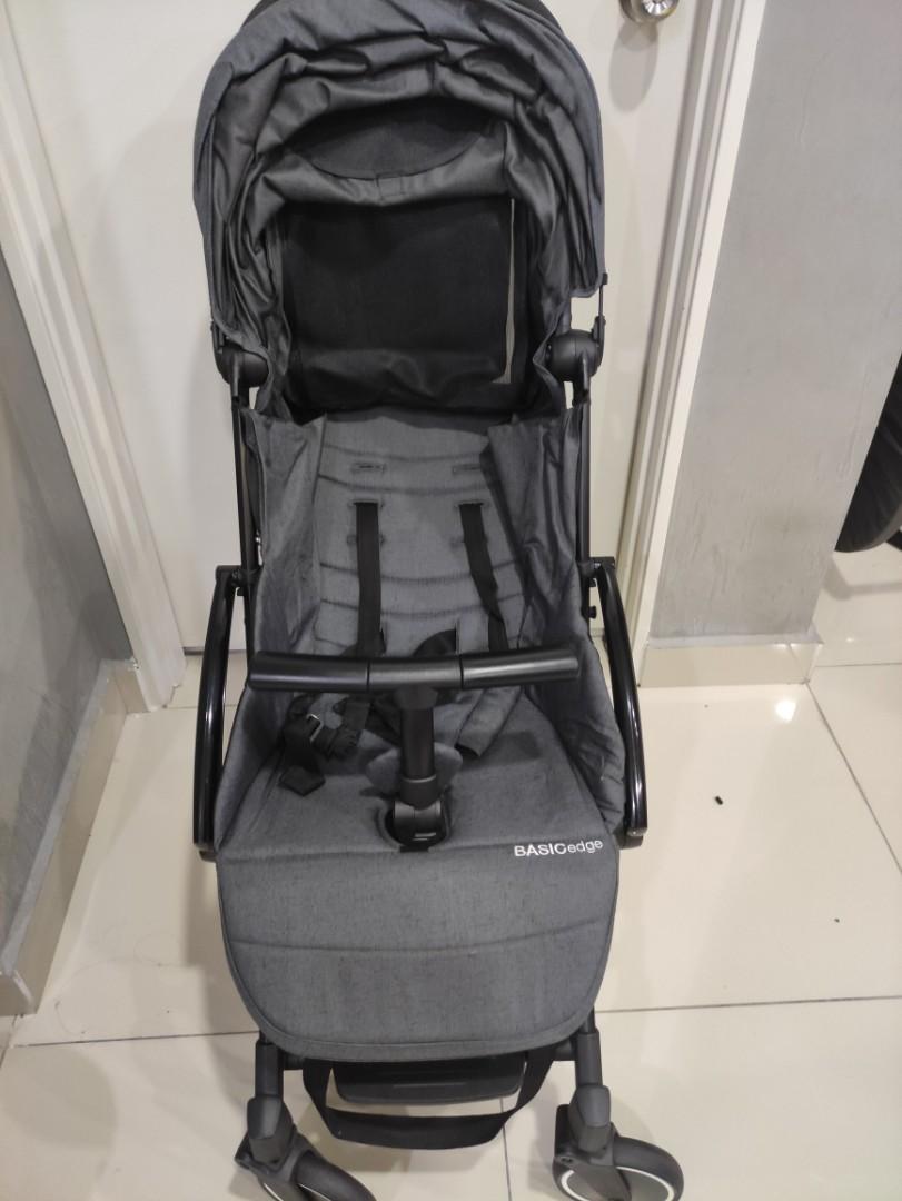 TAVO stroller basic edge, Babies & Kids, Going Out, Strollers on Carousell