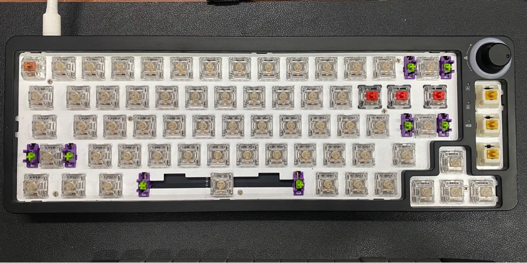 TOM680 Barebone (65% Layout keyboard), Computers & Tech, Parts ...