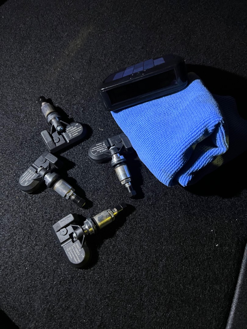 Tyre Pressure Monitoring System Tpms Car Accessories Tyres And Rims