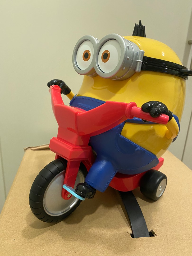 uss minion popcorn bucket, Hobbies & Toys, Toys & Games on Carousell