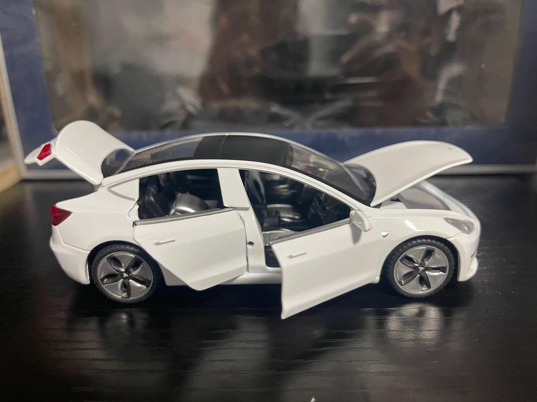 1:32 Tesla Model 3 / X Diecast , Hobbies & Toys, Toys & Games on Carousell