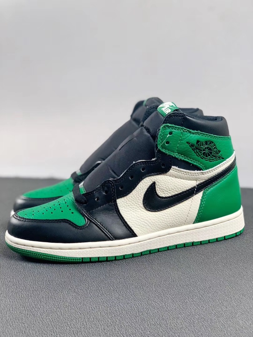 Air Jordan 1 Retro Green shoes for men, Men's Fashion, Footwear ...