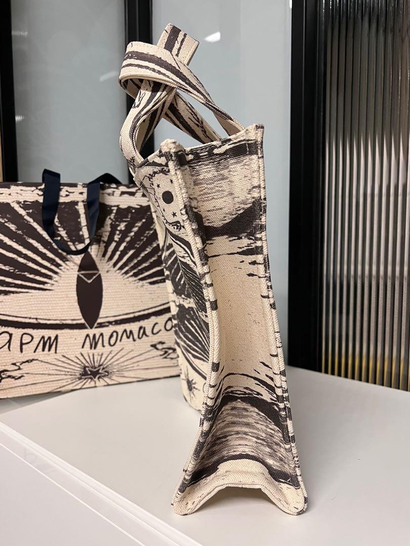 APM Monaco small tote bag, Women's Fashion, Bags & Wallets, Tote Bags ...