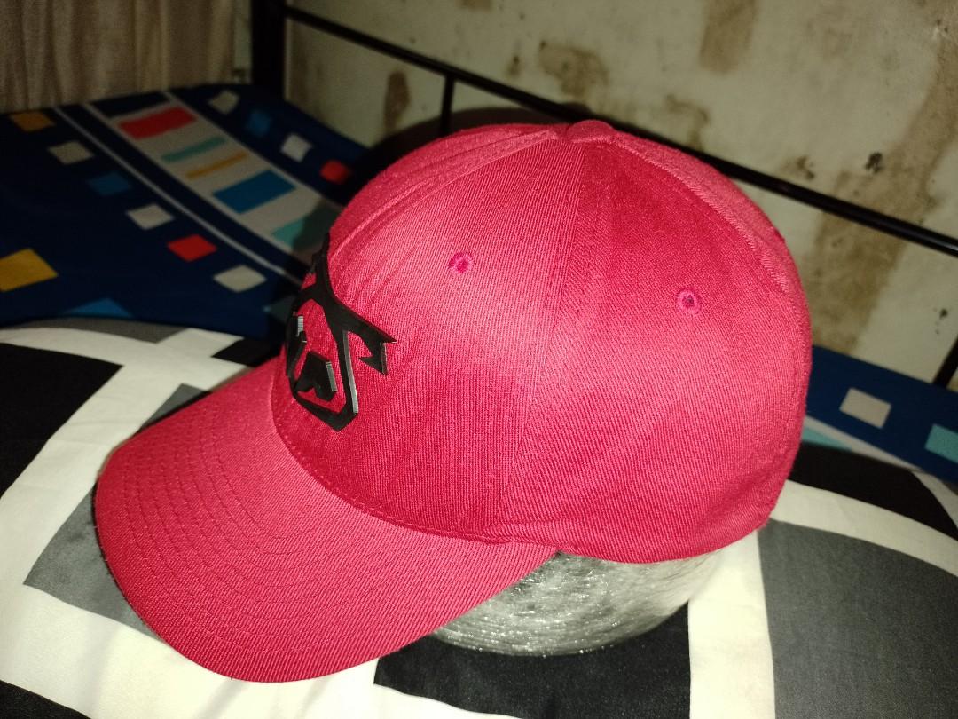 Close Cap, Men's Fashion, Watches & Accessories, Caps & Hats on Carousell