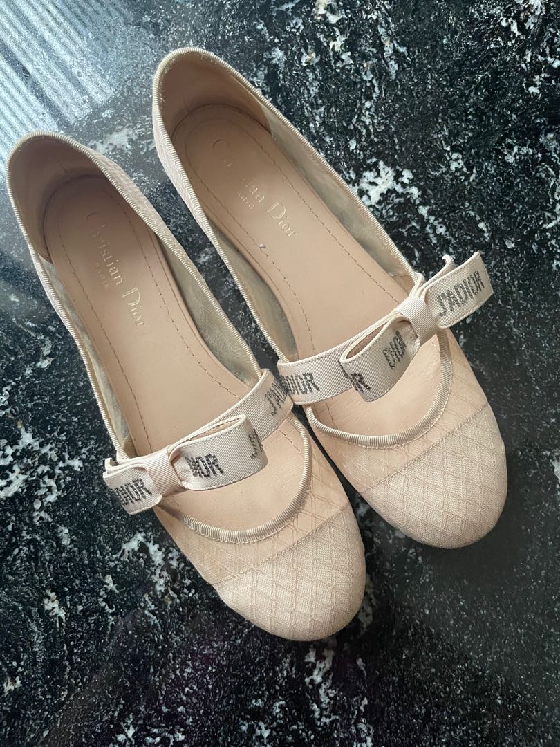 Dior Flats, Women's Fashion, Footwear, Flats on Carousell
