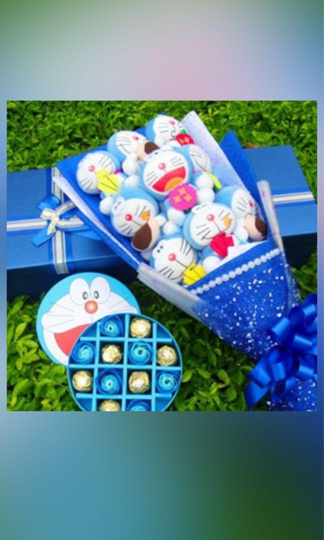Doraemon toy bouquet I love you happy birthday anniversary, Hobbies ...