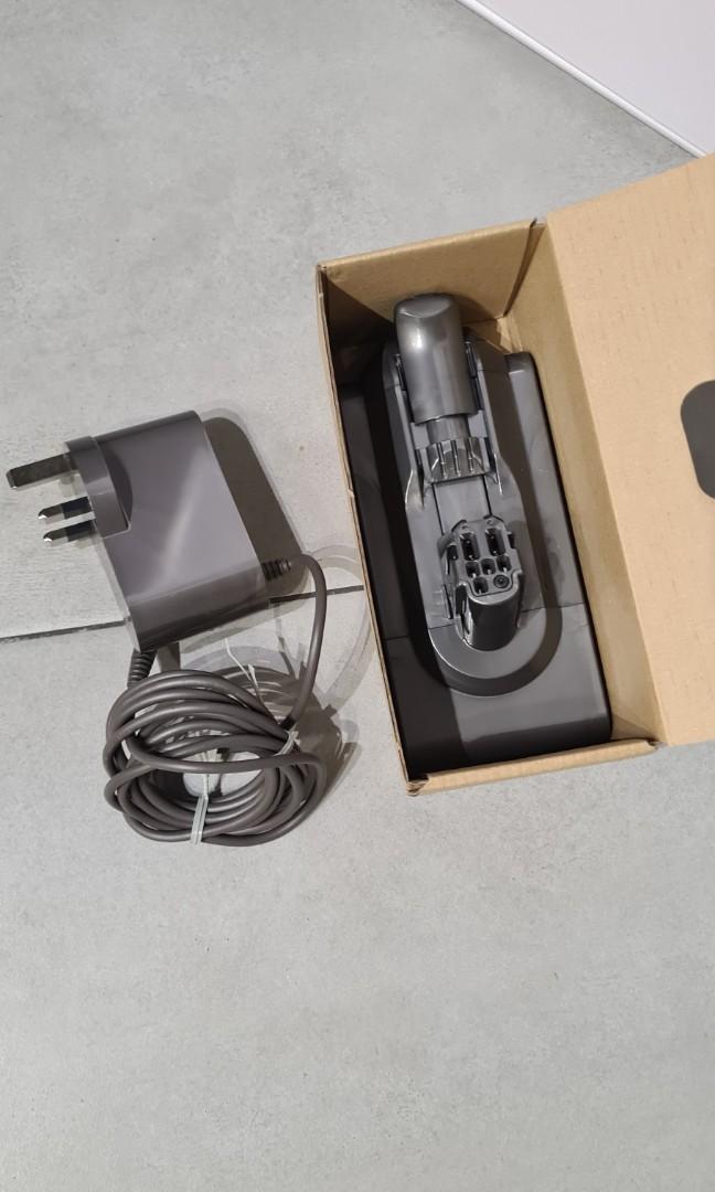 Dyson V12 Detect Slim Battery (Original), TV & Home Appliances, Vacuum ...