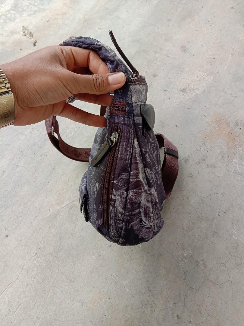 Elise Tran Sling Bag, Men's Fashion, Bags, Sling Bags on Carousell