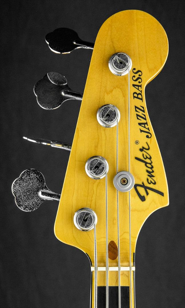 Fender Geddy Lee Jazz Bass, Hobbies & Toys, Music & Media, Musical ...