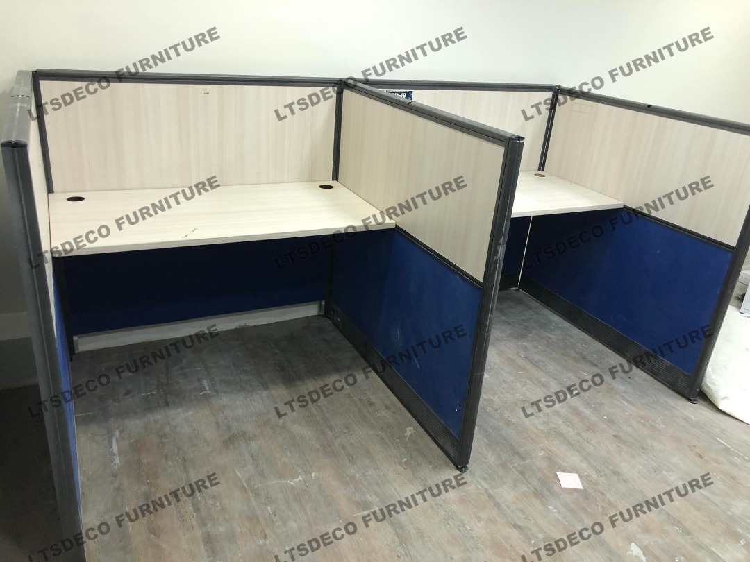FULL FABRIC WORKSTATION TABLE OFFICE PARTITION, Furniture & Home Living ...