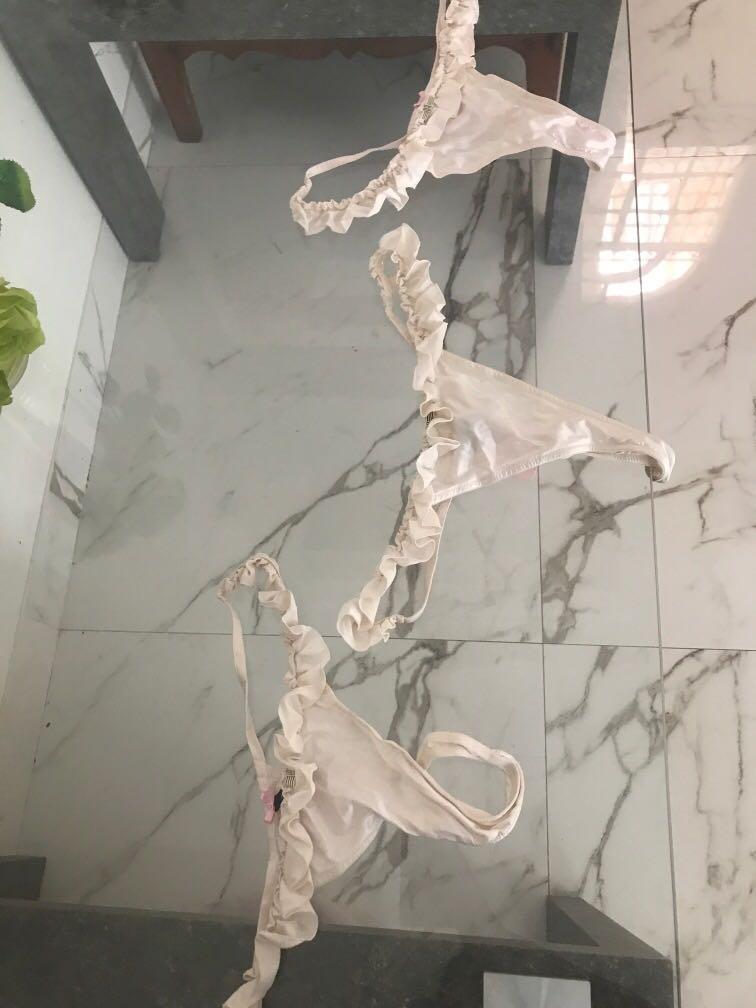 G-string VS, Fesyen Wanita, Aksesoris di Carousell