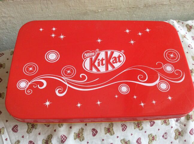 Kit kat box, Hobbies & Toys, Collectibles & Memorabilia, Vintage ...
