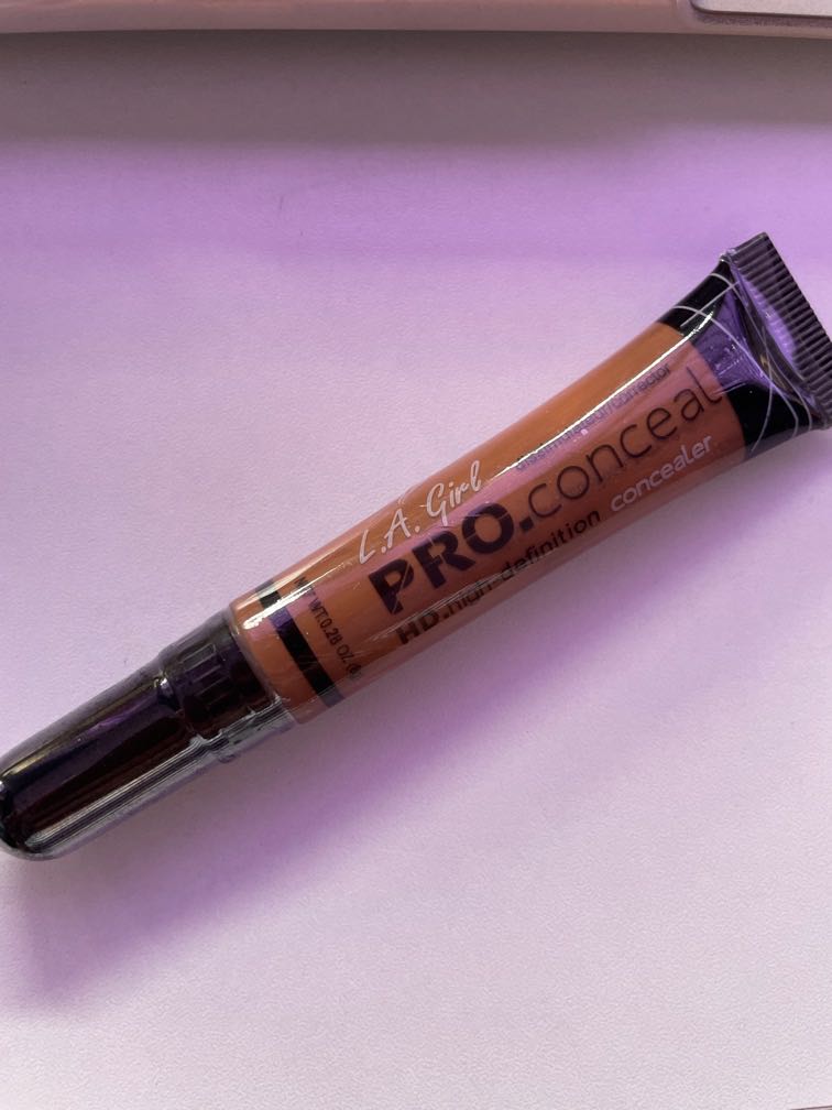 LA Girl Concealer in chestnut, Beauty & Personal Care, Face, Makeup on ...