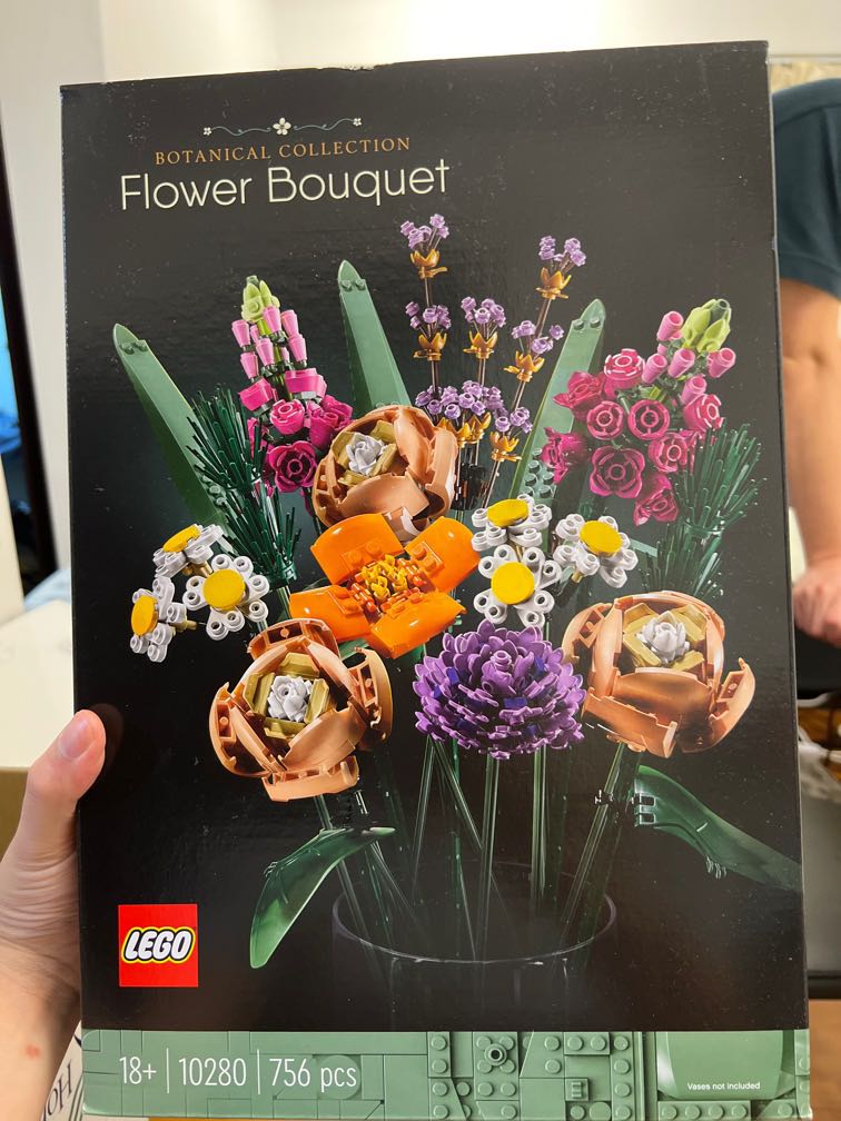 Lego Flower Bouquet (Botanical Collection), 興趣及遊戲, 玩具 & 遊戲類 - Carousell