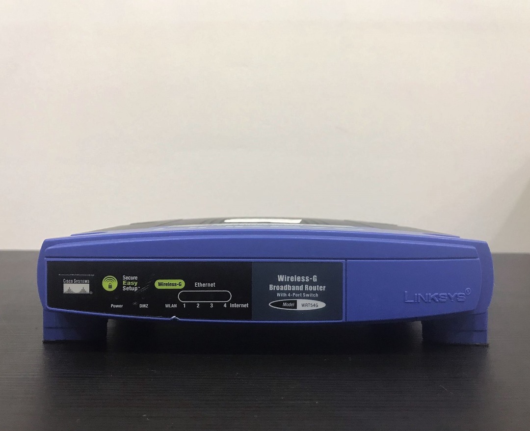 Linksys WRT54G Wi-Fi Wireless-G Broadband Router-KBC, Computers & Tech ...