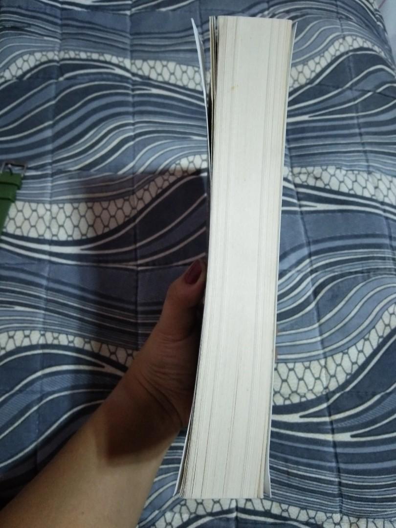 Mim' Bookshelf: Three Dark Crowns by Kendare Blake, Hobbies & Toys ...