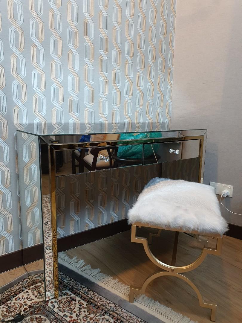 Mirror Vanity And Bench, Furniture & Home Living, Furniture, Tables ...