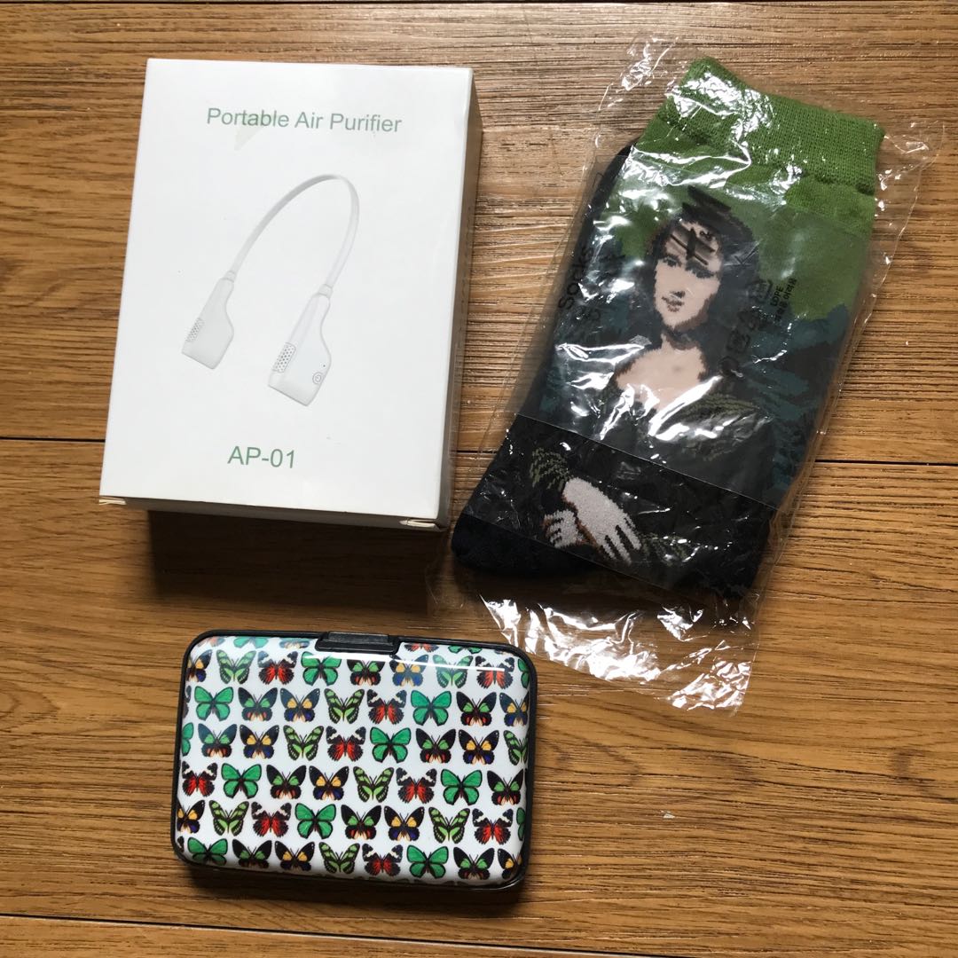 Mona Lisa Socks with Air purifier and Card Holder, Men's Fashion ...