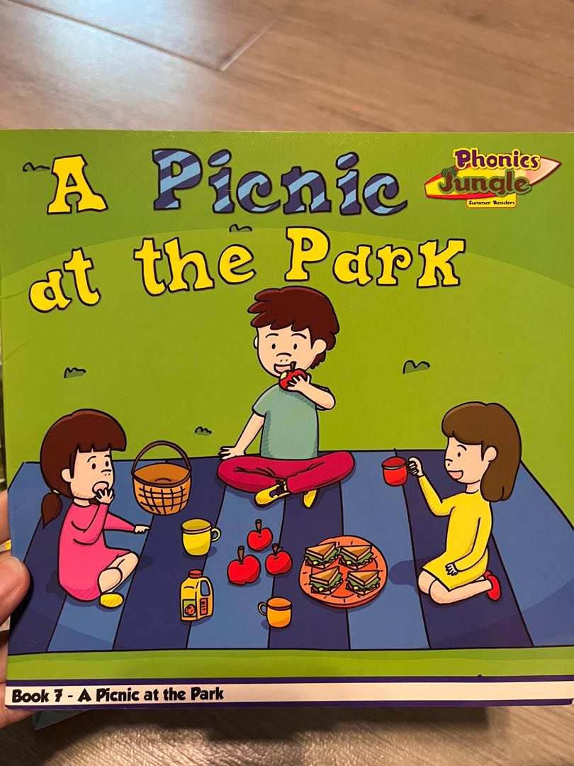 Monkey Tree Phonics Jungle - Book 7 / A Picnic at the Park, 興趣及遊戲, 書本 ...