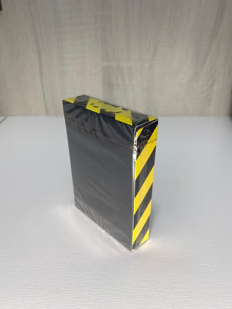 NDO New Deck Order Broken Borders, 興趣及遊戲, 收藏品及紀念品, 明星周邊 - Carousell
