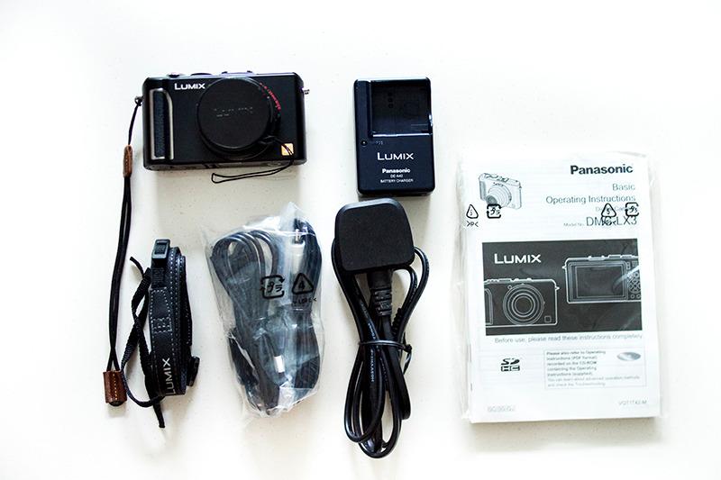 Panasonic Lumix LX3 compact camera charger strap leica lens cap ...