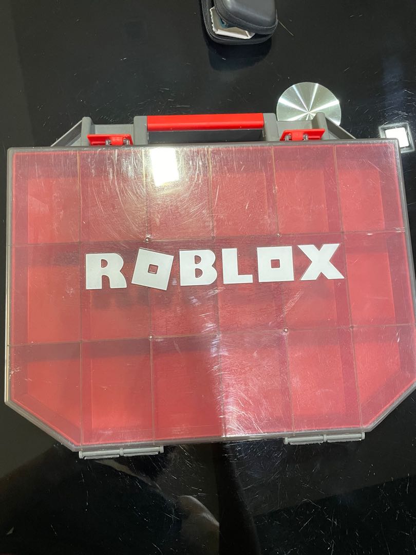 Roblox action collection tool box and carry case, Hobbies & Toys, Toys ...