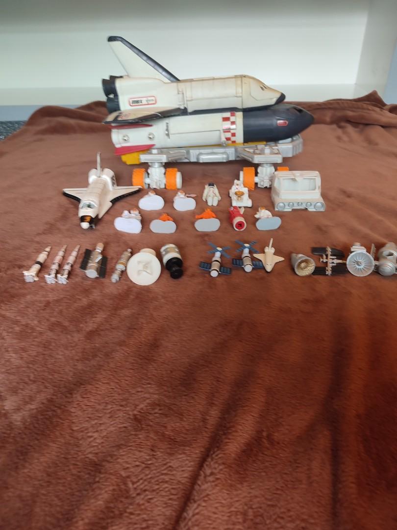 Space Shuttle Matchbox (MBX) + Die case pull back space shuttle + Toob ...