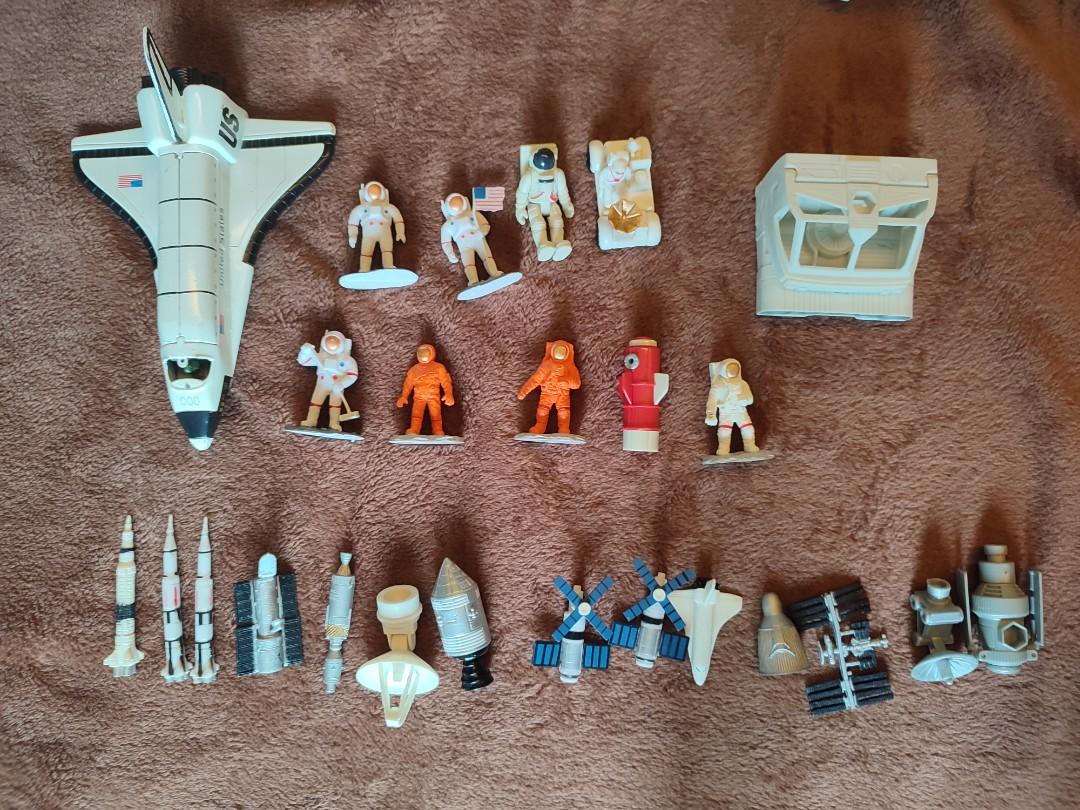 Space Shuttle Matchbox (MBX) + Die case pull back space shuttle + Toob ...