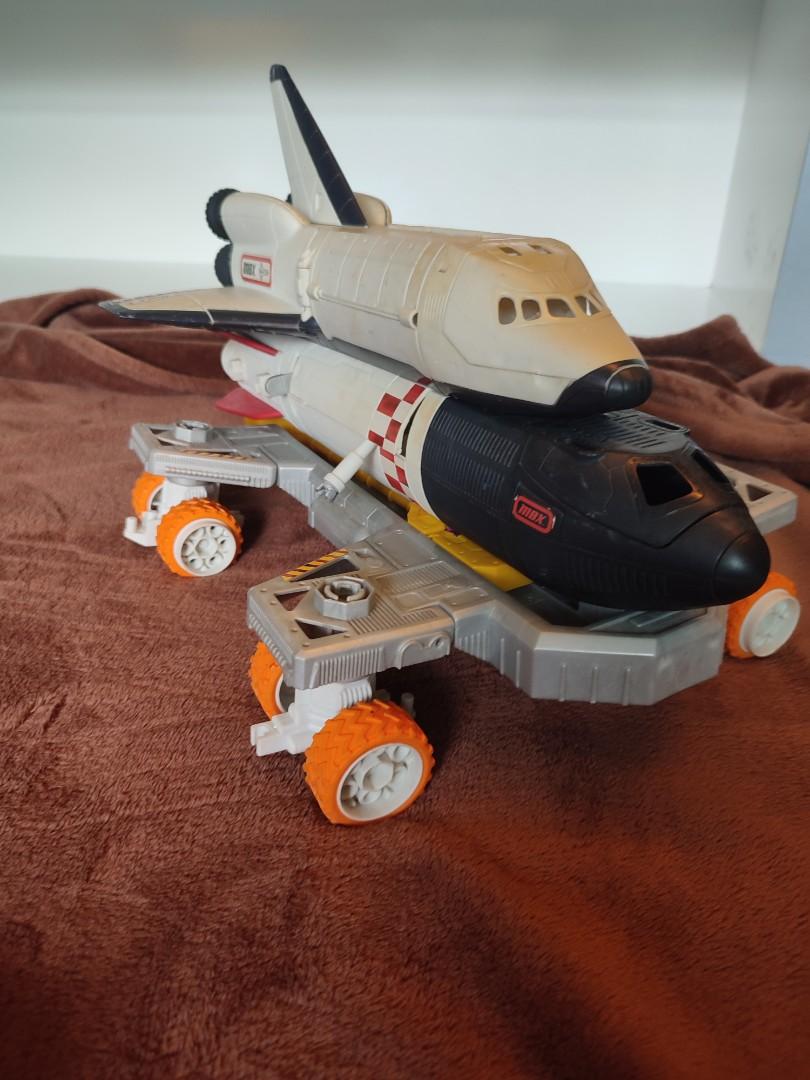Space Shuttle Matchbox (MBX) + Die case pull back space shuttle + Toob ...