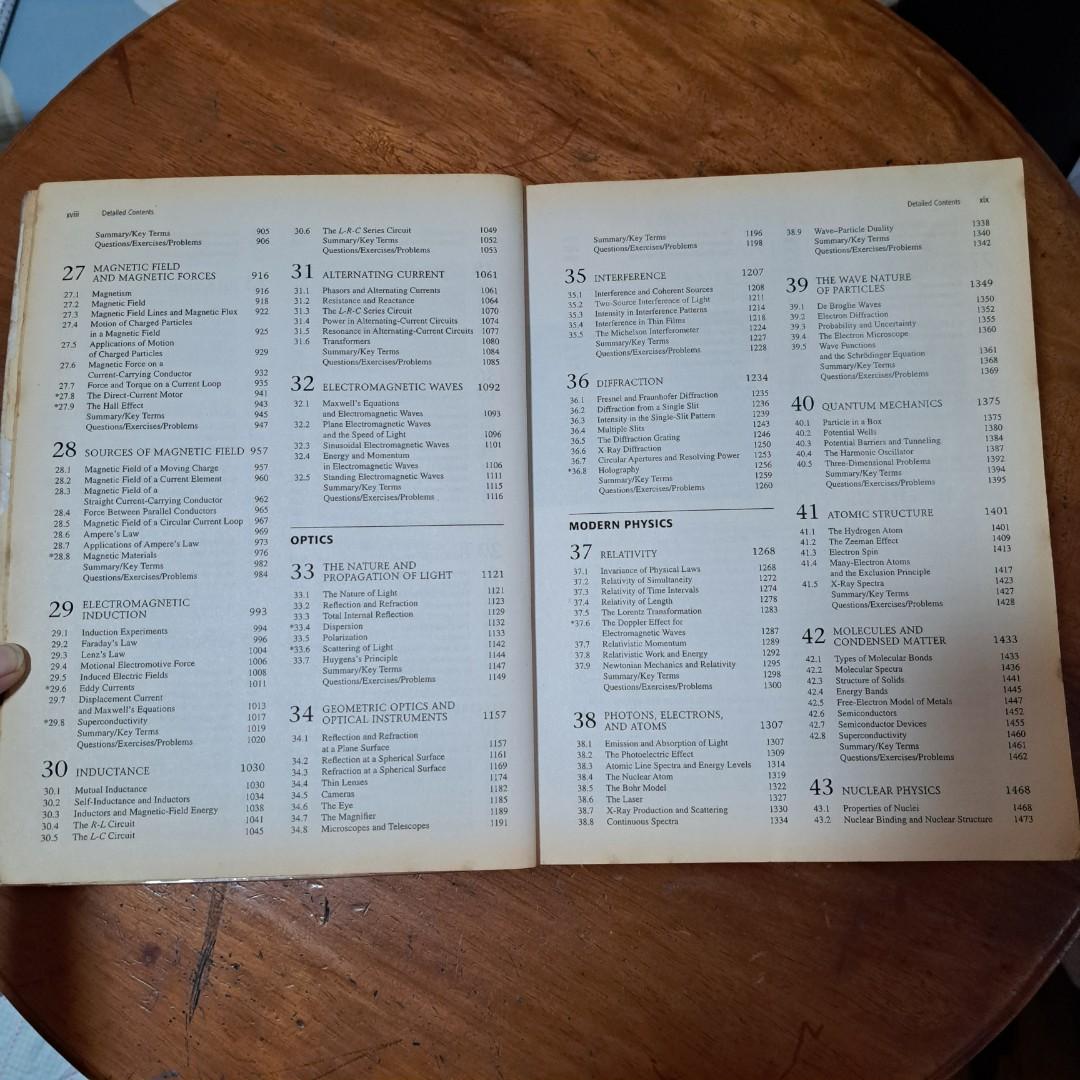 University Physics with Modern Physics 12th Edition, Hobbies & Toys ...