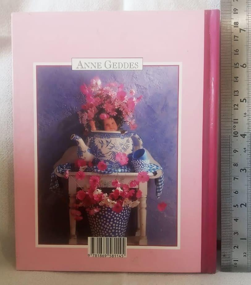 Vintage Birthdays and Anniversaries Book with Photos from Anne Geddes ...