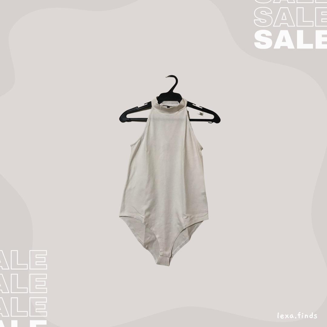white halter body suit [never used], Women's Fashion, Tops, Sleeveless ...