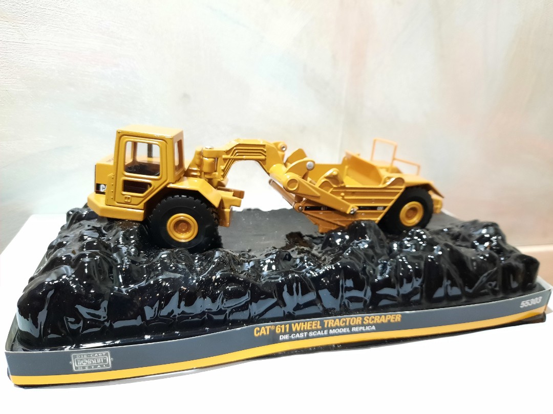 全新 絕版 罕有 Caterpillar CAT 1:50 611 Wheel Tractor Scraper 55303 合金工程車 鏟土機 ...