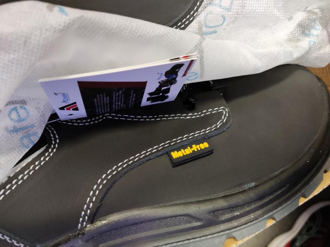 ACEsafe Safety Boot Euro 43, Men's Fashion, Footwear, Boots on Carousell