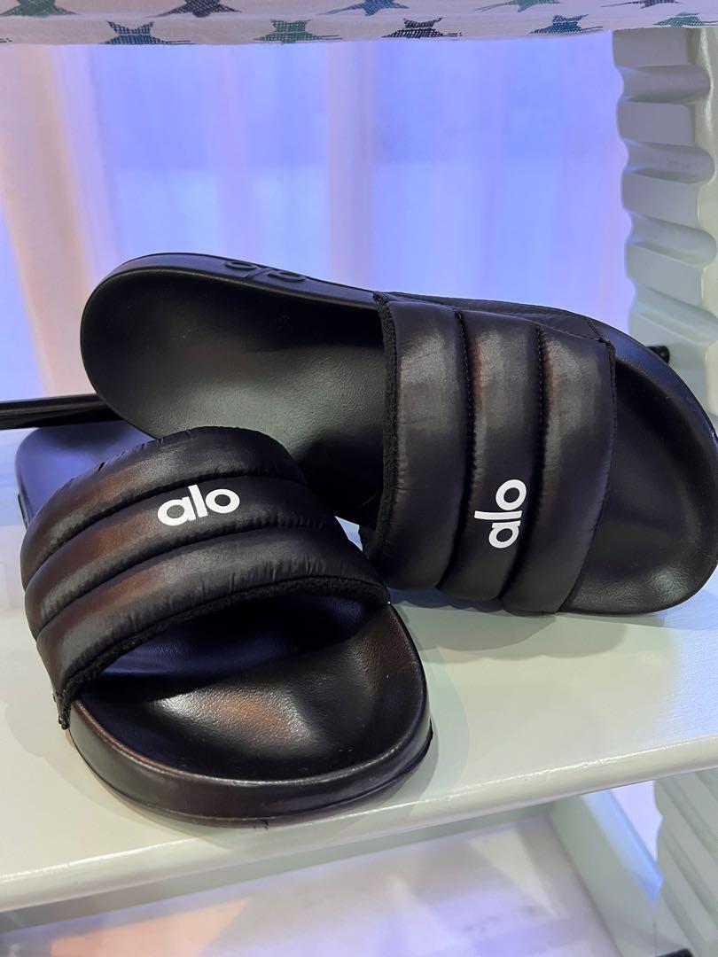Alo Yoga Cloud It Slide, Women's Fashion, Footwear, Flipflops and ...