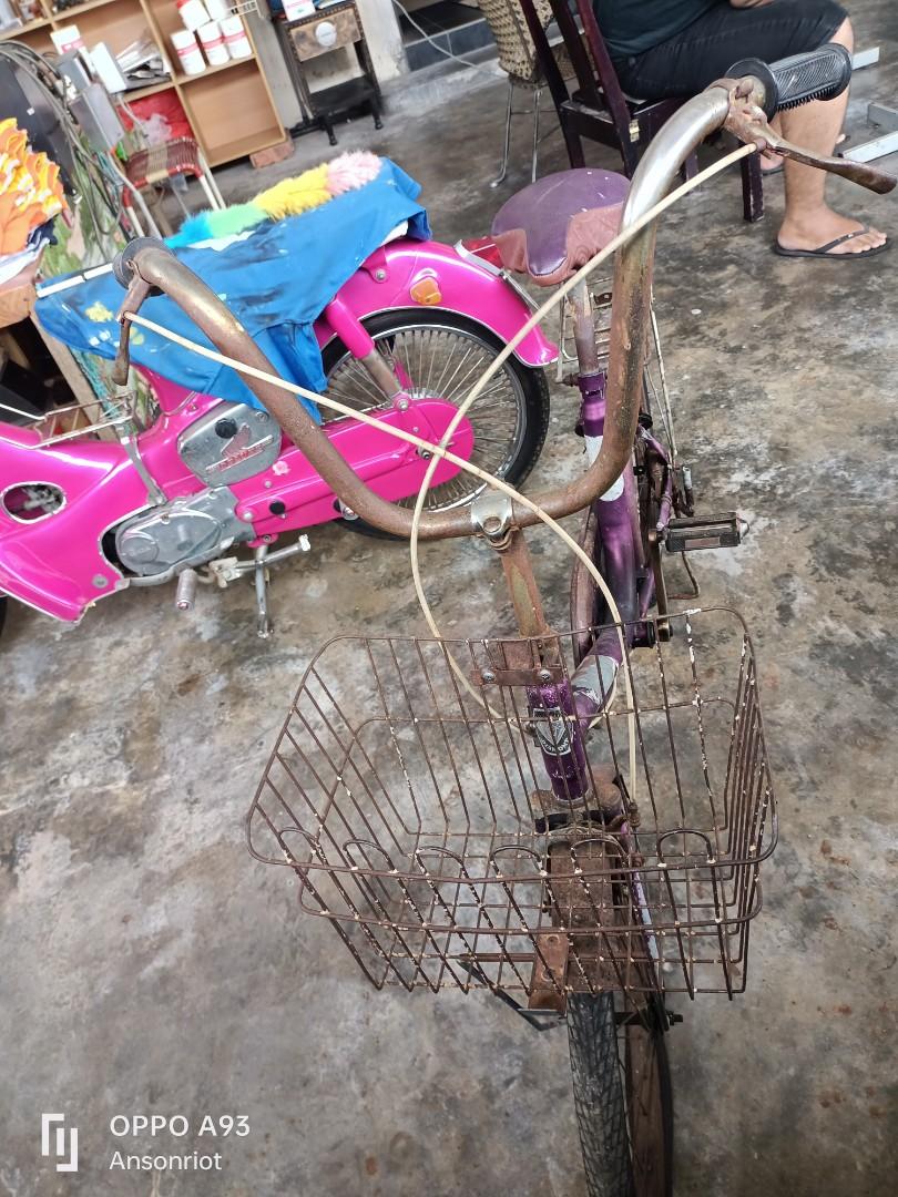 Basikal lama, Hobbies & Toys, Collectibles & Memorabilia, Vintage ...