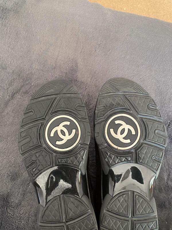 Chanel runners triple black, Women's Fashion, Footwear, Sneakers on ...