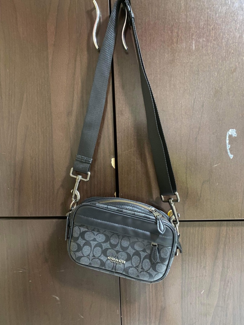 Coach messenger bag, Men's Fashion, Bags, Backpacks on Carousell