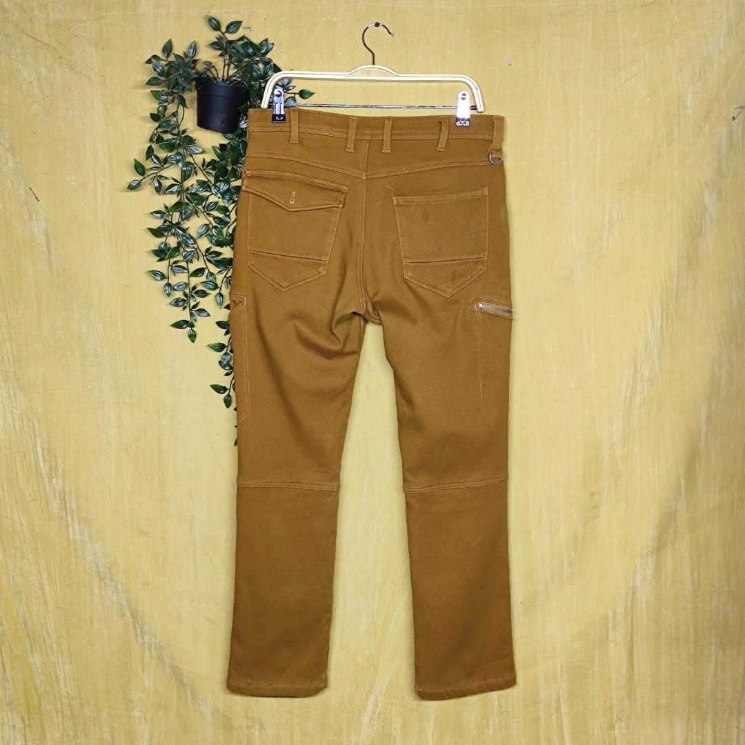 fieldCore mustard cargo, Men's Fashion, Bottoms, Jeans on Carousell